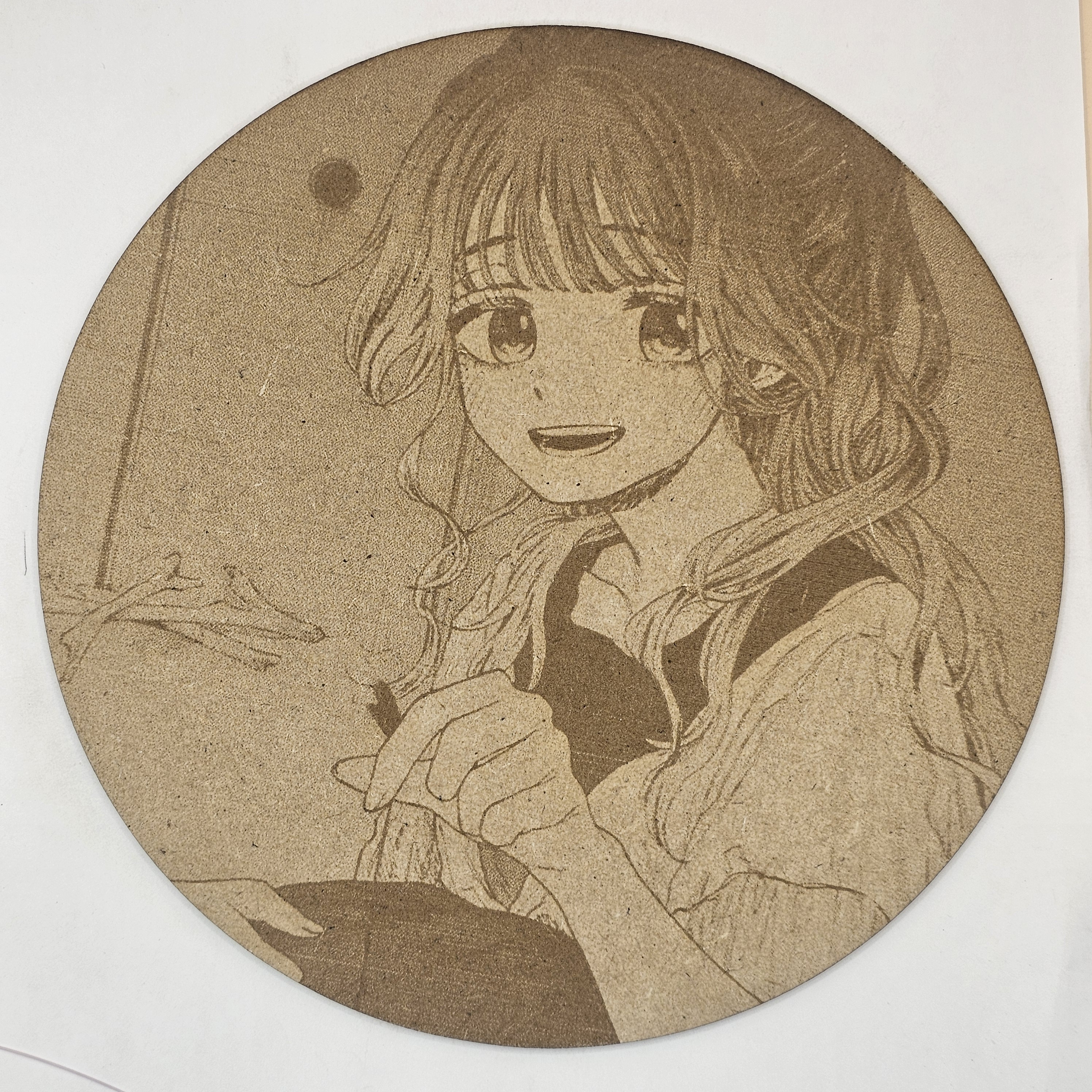 Grabado laser en MDF de Kaoruko Waguri